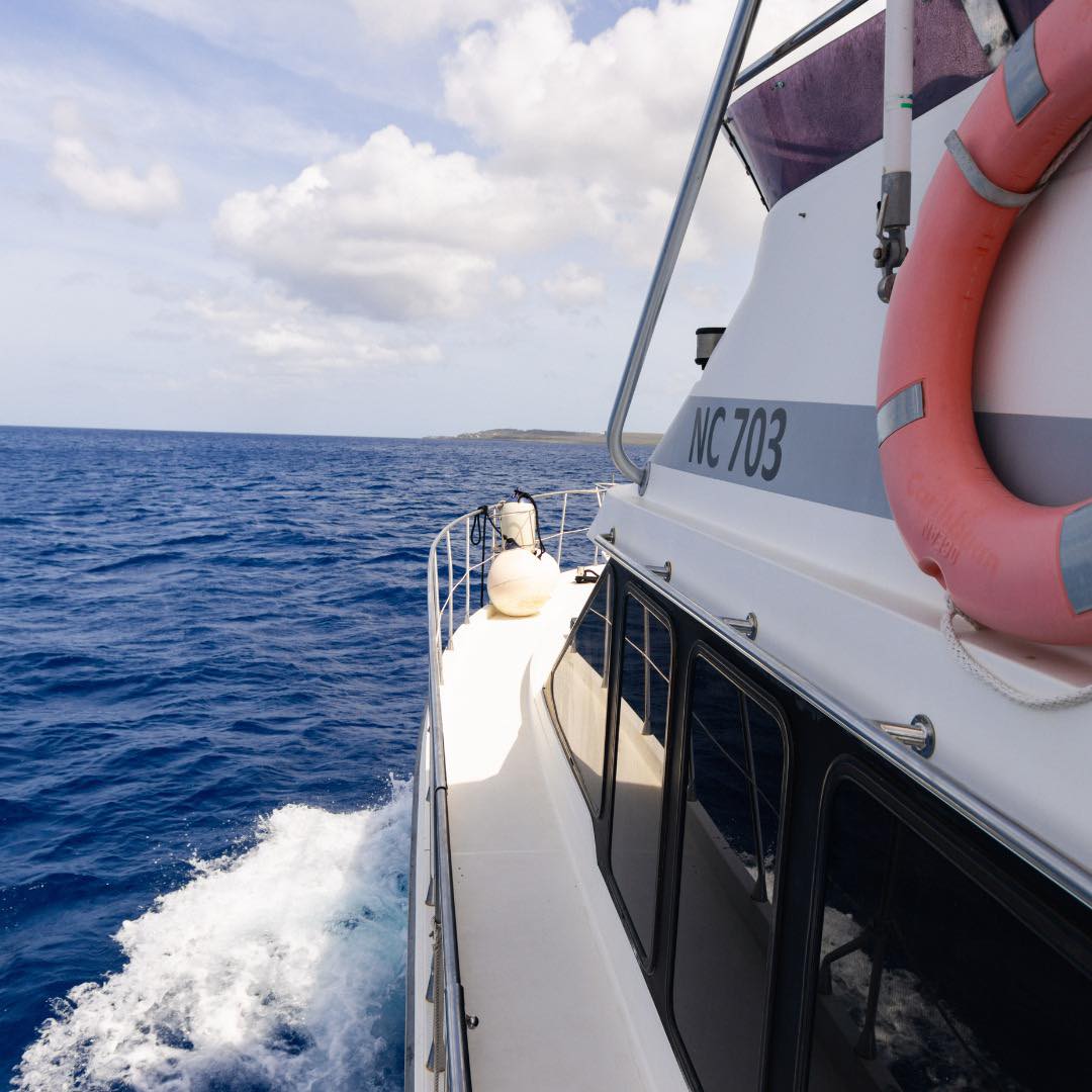 Spacious Sloop Rentals in Curacao | Private Boat Adventures for Groups